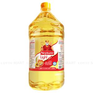 Dầu ăn thượng hạng Neptune Light Chai 2L